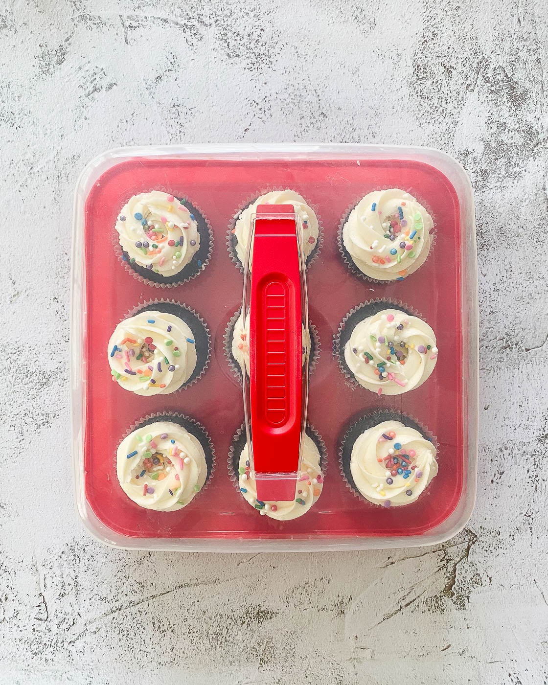 How to store cupcakes (with or without frosting) - Sweet Fix Baker