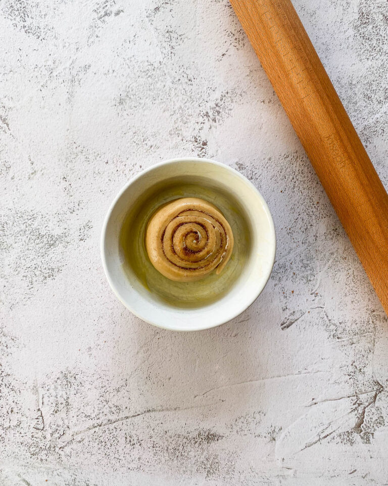 Single serving cinnamon roll - small batch recipe - Sweet Fix Baker