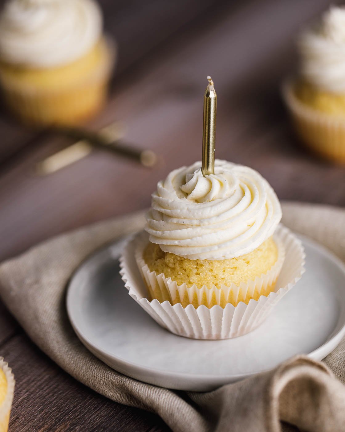 The Best Moist Vanilla Cupcake Recipe with Oil - Sweet Fix Baker