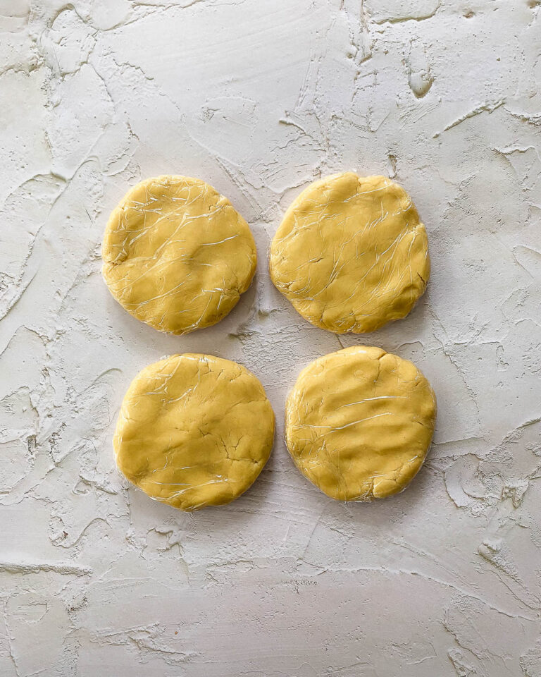 Easy embossed Rolling Pin Shortbread Cookie recipe - Sweet Fix Baker