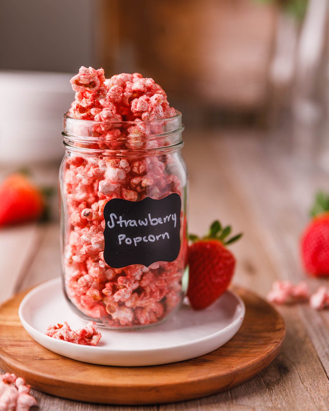 Easy Sweet & Salty Strawberry Popcorn recipe - Sweet Fix Baker